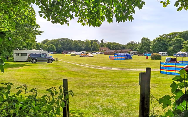 Is Scratby Hall Caravan Park TentBox-friendly? | TentBoxCamps